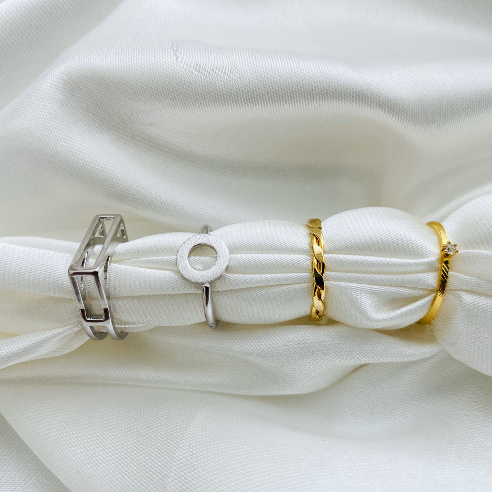 Chic Pinky Rings on a Budget | Get 10% Off Your First Order - Minddha